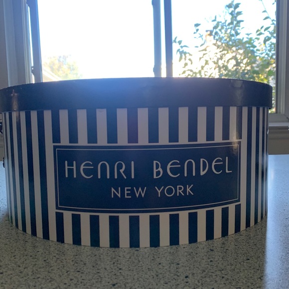 henri bendel | Accessories | Henri Bendel Nested Hatbox | Poshmark